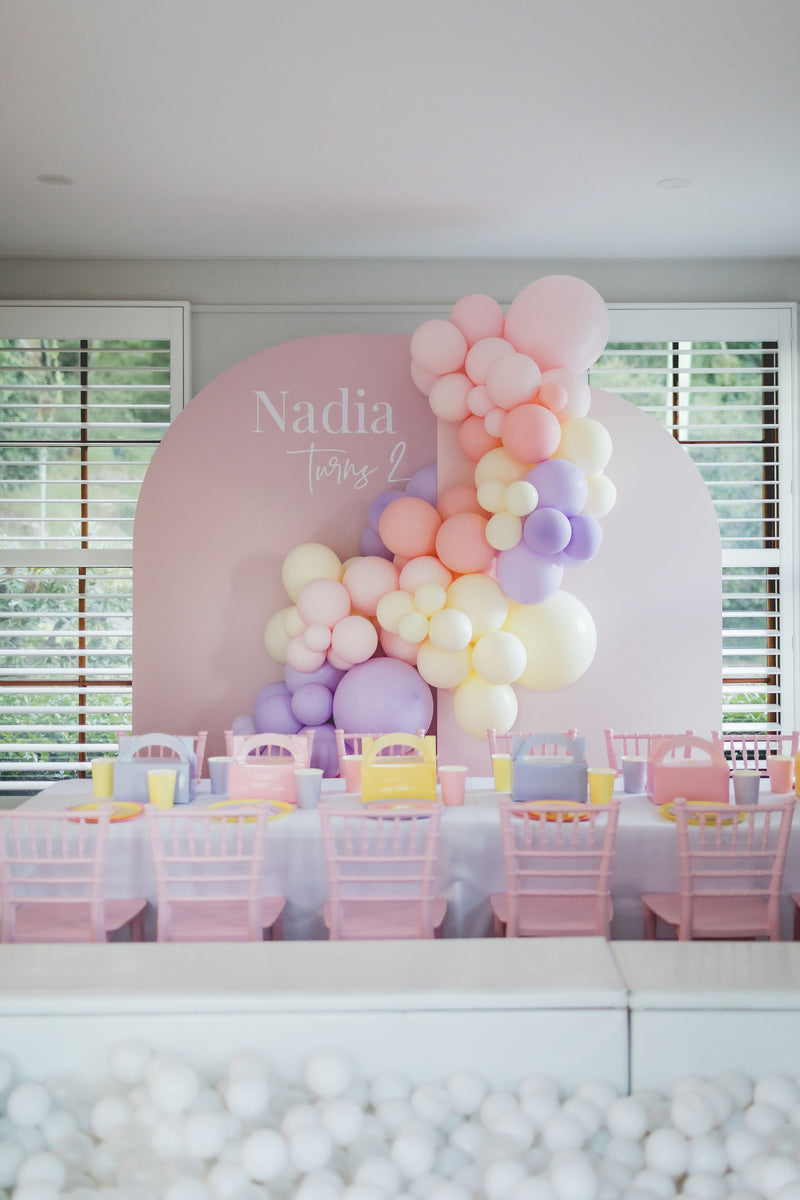 Pink Curved backdrop – Arabella Events