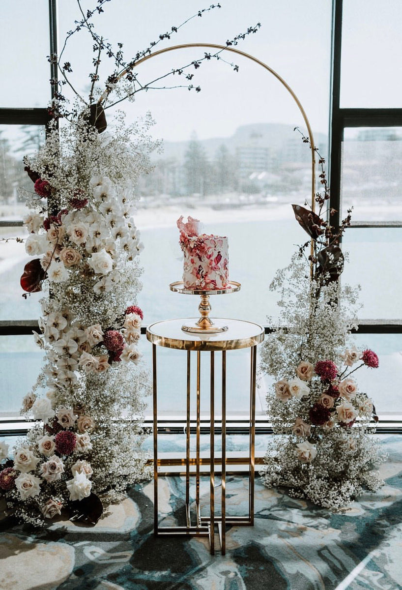 Gloss gold arch – Arabella Events